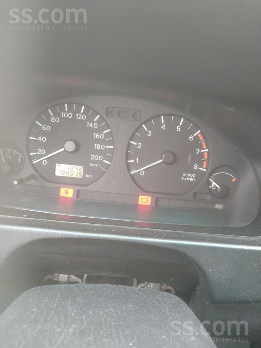 Zaļš Mitsubishi Space Star 2003 Ventspils, ar dzinēja tilpumu 1.60 L un nobraukumu 200 tūkst. km par 400 €, foto 6 vietnē AUTOMOTO.COM.LV