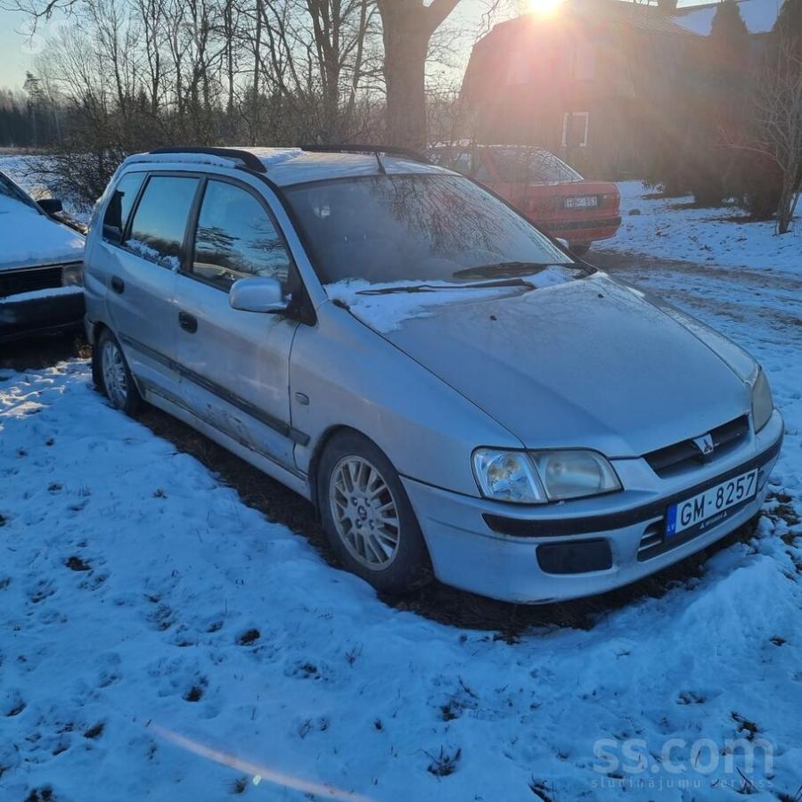 Pelēks Mitsubishi Space Star 2000 Madona, ar dzinēja tilpumu 1.90 L un nobraukumu 338 tūkst. km par 450 €, foto 3 vietnē AUTOMOTO.COM.LV