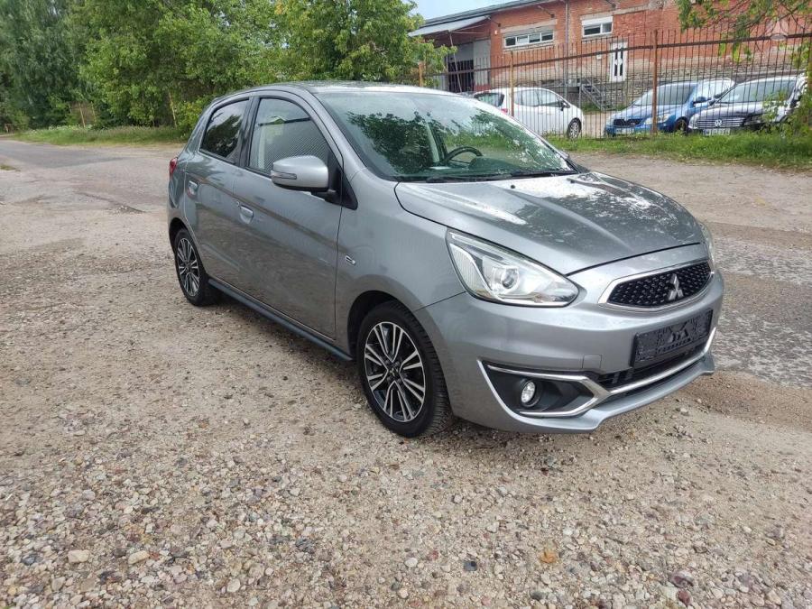 Grey Mitsubishi Space Star 2017 in Ukmerge, with an engine capacity of 1.19 L and mileage of 87 thousand km for 6000 €, photo 3 on AUTOMOTO.COM.LV
