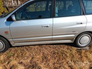 Grey Mitsubishi Space Star 1999 in Riga, with an engine capacity of 1.80 L and mileage of 147 thousand km for 300 €, photo 8 on AUTOMOTO.COM.LV
