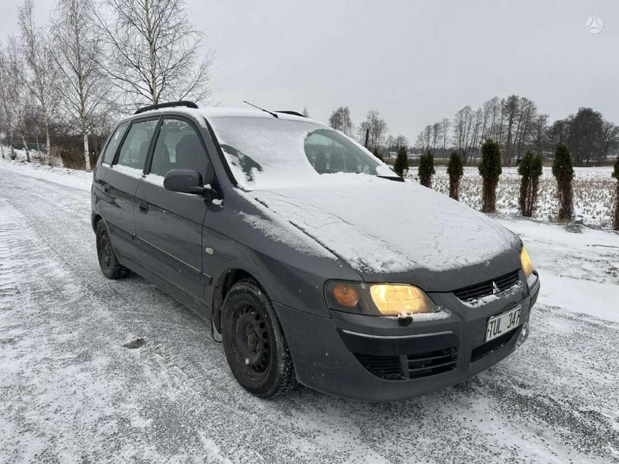 Pelēks Mitsubishi Space Star 2002 Kauņa, ar dzinēja tilpumu 1.58 L un nobraukumu 230 tūkst. km par 850 €, foto 2 vietnē AUTOMOTO.COM.LV