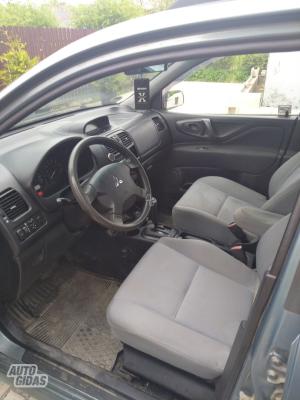 Mitsubishi Space Star 2003 in Trakai, with an engine capacity of 1.60 L and mileage of 271 thousand km for 850 €, photo 9 on AUTOMOTO.COM.LV