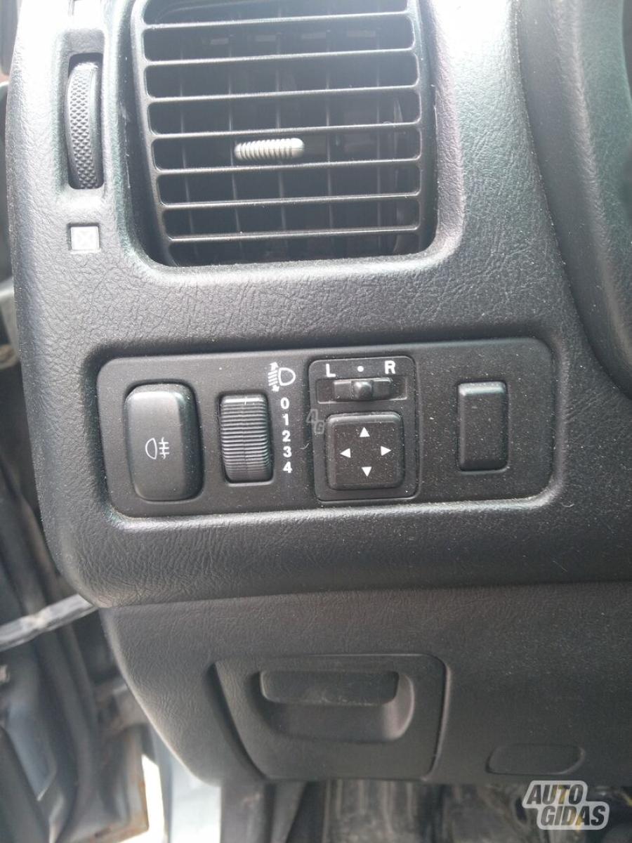 Mitsubishi Space Star 2003 in Trakai, with an engine capacity of 1.60 L and mileage of 271 thousand km for 850 €, photo 14 on AUTOMOTO.COM.LV