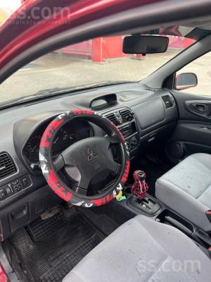 Sarkans Mitsubishi Space Star 2002 Rīga, ar dzinēja tilpumu 1.80 L un nobraukumu 112 tūkst. km par 1200 €, foto 7 vietnē AUTOMOTO.COM.LV