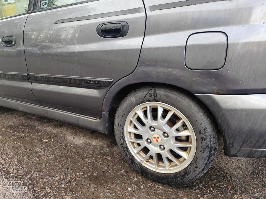Mitsubishi Space Star 2004 in Panevezys, with an engine capacity of 1.90 L and mileage of 288 thousand km for 450 €, photo 14 on AUTOMOTO.COM.LV