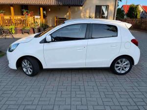 Balts Mitsubishi Space Star 2014 Pakruojis, ar dzinēja tilpumu 1.19 L un nobraukumu 64 tūkst. km par 5500 €, foto  vietnē AUTOMOTO.COM.LV