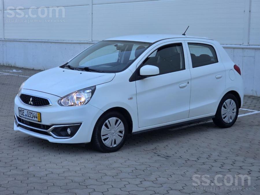 White Mitsubishi Space Star 2018 in Riga, with an engine capacity of 1.00 L and mileage of 90 thousand km for 5200 €, photo 7 on AUTOMOTO.COM.LV