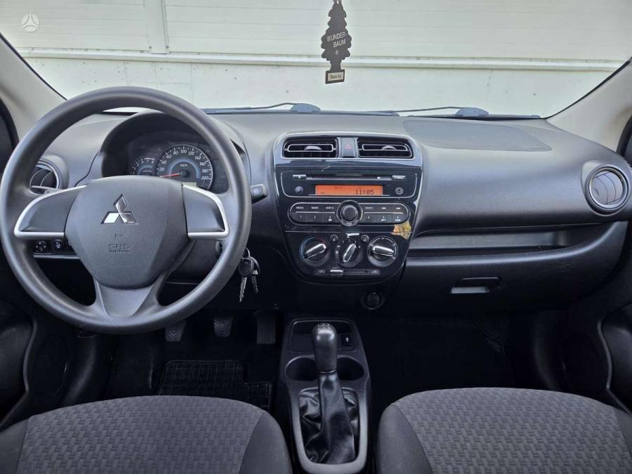 Balts Mitsubishi Space Star 2018 Rīga, ar dzinēja tilpumu 1.00 L un nobraukumu 80 tūkst. km par 5300 €, foto 37 vietnē AUTOMOTO.COM.LV