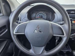 Balts Mitsubishi Space Star 2018 Rīga, ar dzinēja tilpumu 1.00 L un nobraukumu 80 tūkst. km par 5300 €, foto 38 vietnē AUTOMOTO.COM.LV