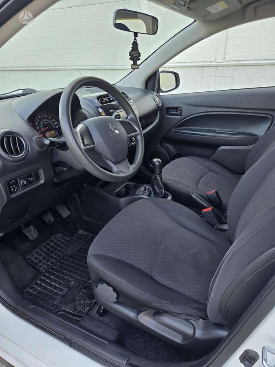 Balts Mitsubishi Space Star 2018 Rīga, ar dzinēja tilpumu 1.00 L un nobraukumu 80 tūkst. km par 5300 €, foto 45 vietnē AUTOMOTO.COM.LV