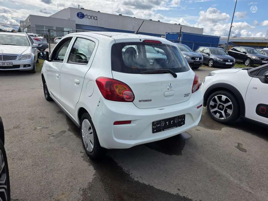 Balts Mitsubishi Space Star 2018 Šauļi, ar dzinēja tilpumu 1.00 L un nobraukumu 129 tūkst. km par 3900 €, foto 7 vietnē AUTOMOTO.COM.LV