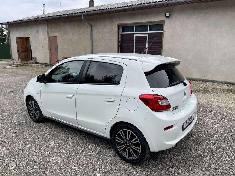 White Mitsubishi Space Star 2018 in Telschi, with an engine capacity of 1.19 L and mileage of 154 thousand km for 6300 €, photo 4 on AUTOMOTO.COM.LV