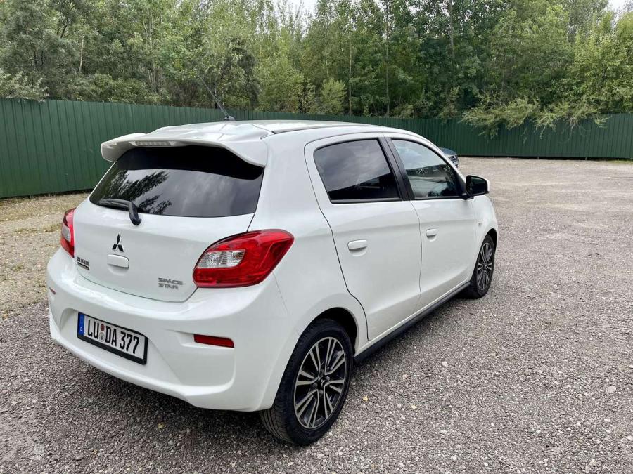 White Mitsubishi Space Star 2018 in Telschi, with an engine capacity of 1.19 L and mileage of 154 thousand km for 6300 €, photo 6 on AUTOMOTO.COM.LV