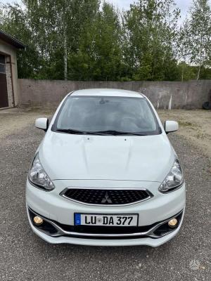 White Mitsubishi Space Star 2018 in Telschi, with an engine capacity of 1.19 L and mileage of 154 thousand km for 6300 €, photo 9 on AUTOMOTO.COM.LV