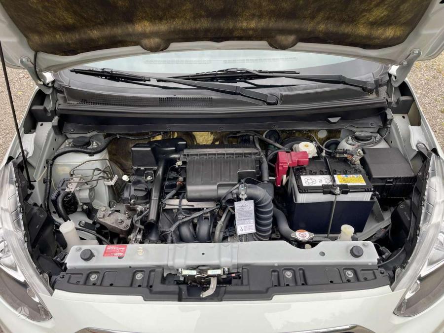 White Mitsubishi Space Star 2018 in Telschi, with an engine capacity of 1.19 L and mileage of 154 thousand km for 6300 €, photo 10 on AUTOMOTO.COM.LV