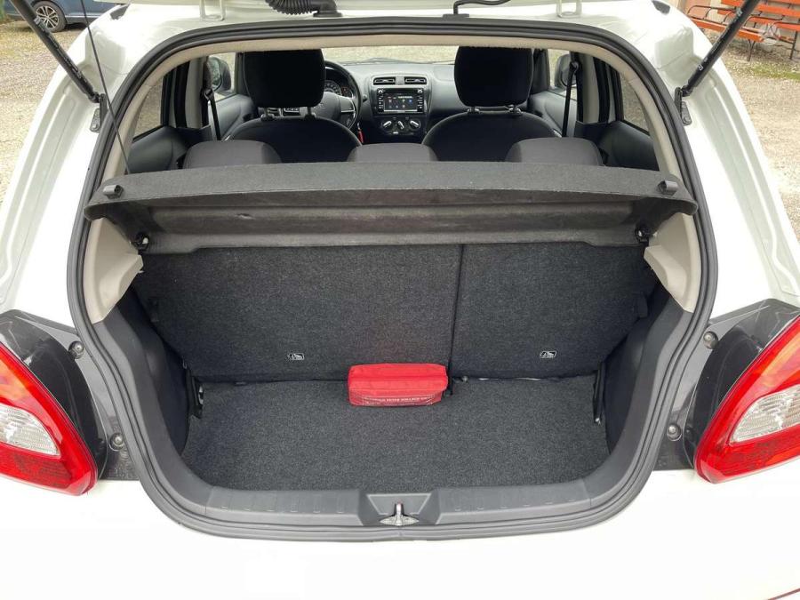 White Mitsubishi Space Star 2018 in Telschi, with an engine capacity of 1.19 L and mileage of 154 thousand km for 6300 €, photo 13 on AUTOMOTO.COM.LV