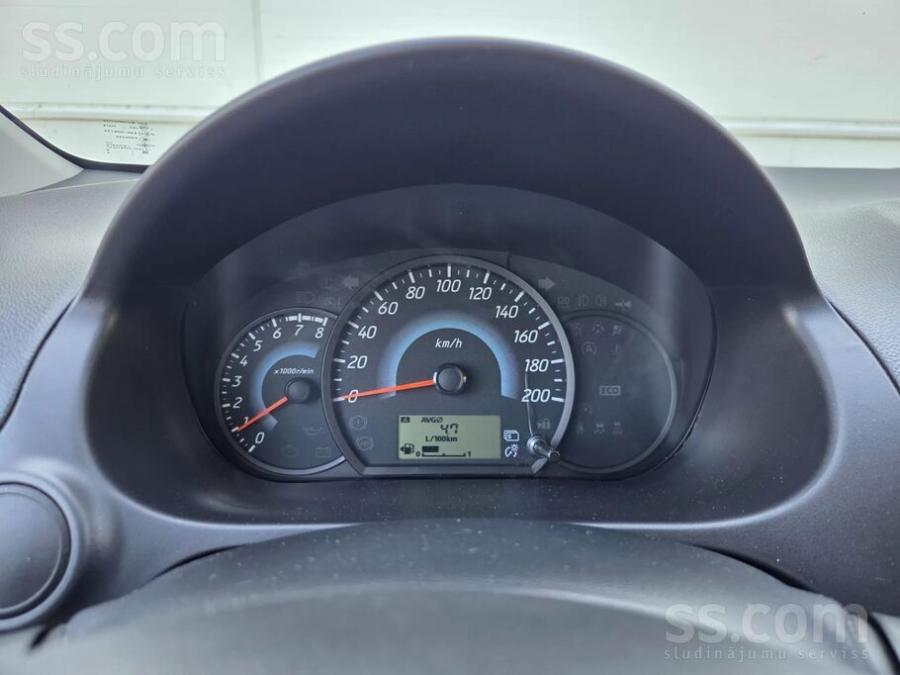 Balts Mitsubishi Space Star 2018 Rīga, ar dzinēja tilpumu 1.00 L un nobraukumu 80 tūkst. km par 5300 €, foto 65 vietnē AUTOMOTO.COM.LV