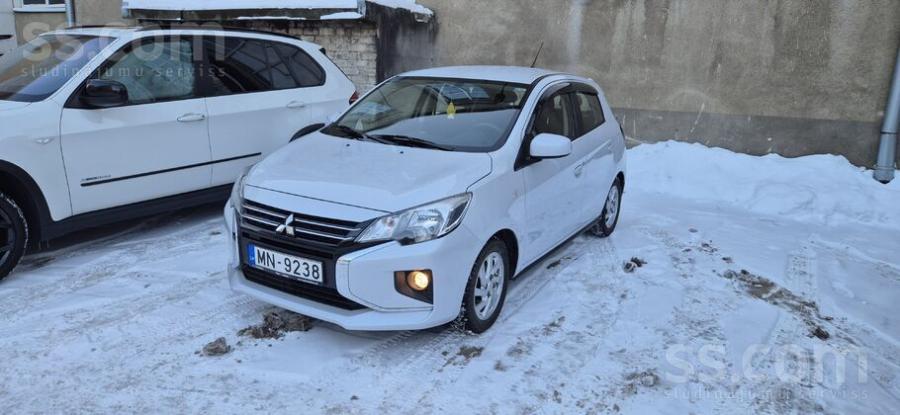 White Mitsubishi Space Star 2020 in Riga, with an engine capacity of 1.00 L and mileage of 13 thousand km for 6750 €, photo 1 on AUTOMOTO.COM.LV