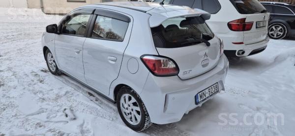 Balts Mitsubishi Space Star 2020 Rīga, ar dzinēja tilpumu 1.00 L un nobraukumu 13 tūkst. km par 6750 €, foto 4 vietnē AUTOMOTO.COM.LV