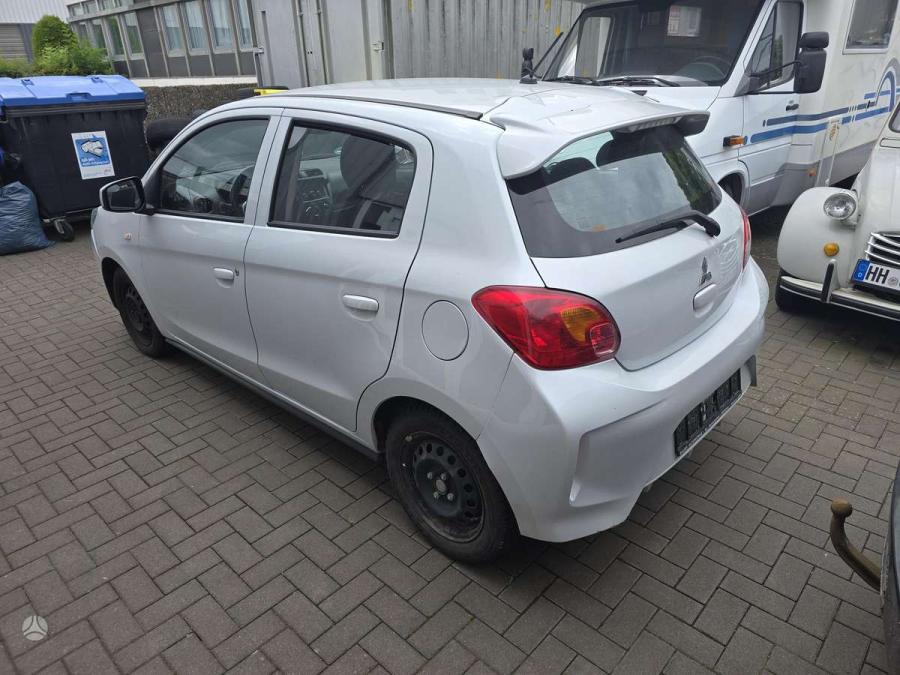 White Mitsubishi Space Star 2021 in Marijampole, with an engine capacity of 1.19 L and mileage of 90 thousand km for 3200 €, photo 4 on AUTOMOTO.COM.LV