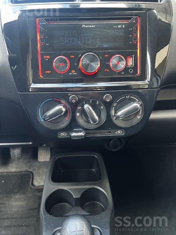 Mitsubishi Space Star 2021 Rīga vietnē Balts Mitsubishi Space Star 2021 Rīga, ar dzinēja tilpumu 1.20 L un nobraukumu 58 tūkst. km par 5600 €, foto 8 vietnē AUTOMOTO.COM.LV