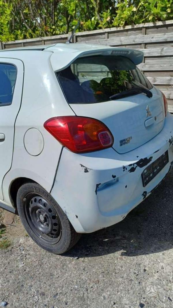 Balts Mitsubishi Space Star 2021 Viļņa, ar dzinēja tilpumu 1.20 L un nobraukumu 180 tūkst. km par 3000 €, foto 8 vietnē AUTOMOTO.COM.LV