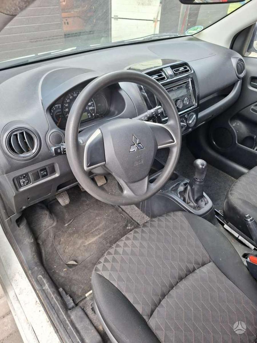 Balts Mitsubishi Space Star 2021 Viļņa, ar dzinēja tilpumu 1.20 L un nobraukumu 180 tūkst. km par 3000 €, foto 16 vietnē AUTOMOTO.COM.LV