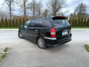 Black Mitsubishi Space Wagon 2005 in Siauliai, with an engine capacity of 2.40 L and mileage of 120 thousand km for 1550 €, photo 14 on AUTOMOTO.COM.LV