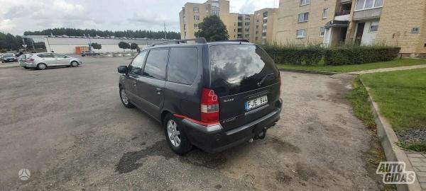 Grey Mitsubishi Space Wagon 2001 in Utena, with an engine capacity of 2.00 L and mileage of 291 thousand km for 800 €, photo 5 on AUTOMOTO.COM.LV