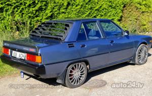 Blue Mitsubishi Tredia 1983 in Tallinn, with an engine capacity of 1.60 L and mileage of 199 thousand km for 2490 €, photo 5 on AUTOMOTO.COM.LV