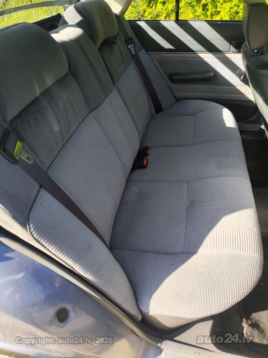 Blue Mitsubishi Tredia 1983 in Tallinn, with an engine capacity of 1.60 L and mileage of 199 thousand km for 2490 €, photo 12 on AUTOMOTO.COM.LV