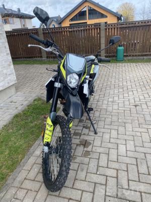 Mondial Smx 2022 в Рига, объемом двигателя 0.13 л и пробегом 0 тыс. км за 3200 €, фото 5 на AUTOMOTO.COM.LV