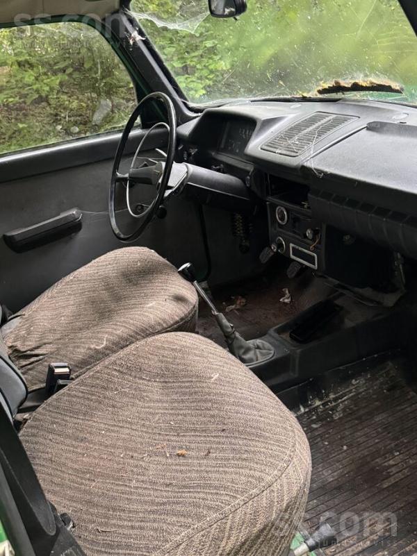 Green Moskvich / AZLK 2125 1991 in Ludza, with an engine capacity of 1.50 L and mileage of 60 thousand km for 350 €, photo 3 on AUTOMOTO.COM.LV