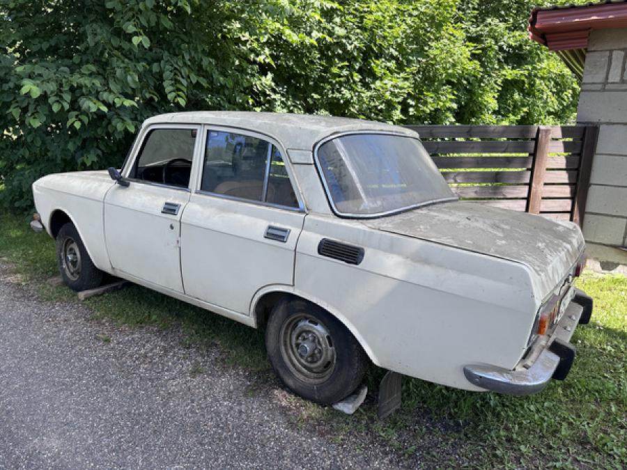 Smilšu krāsa Moskvych / AZLK 2140 1983 Kivieli, ar dzinēja tilpumu 55.00 L un nobraukumu 83 tūkst. km par 1500 €, foto 8 vietnē AUTOMOTO.COM.LV