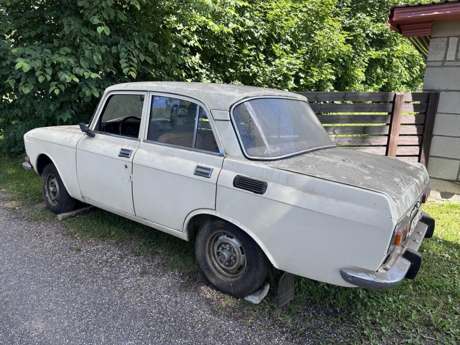 Smilšu krāsa Moskvych / AZLK 2140 1983 Kivieli, ar dzinēja tilpumu 55.00 L un nobraukumu 83 tūkst. km par 1500 €, foto 16 vietnē AUTOMOTO.COM.LV