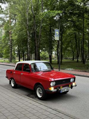 Red Moskvich / AZLK 2140 1985 in Kaunas, with an engine capacity of 1.50 L and mileage of 43 thousand km for 2100 €, photo  on AUTOMOTO.COM.LV