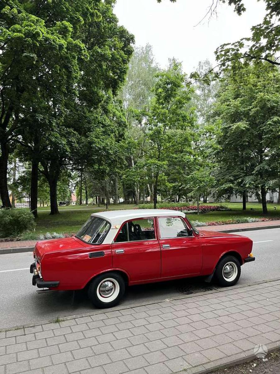 Красный Москвич / АЗЛК 2140 1985 в Каунас, объемом двигателя 1.50 л и пробегом 43 тыс. км за 2100 €, фото 3 на AUTOMOTO.COM.LV