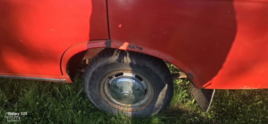 Moskvich / AZLK 2140 1977 in Utena, with an engine capacity of 1.50 L and mileage of 61 thousand km for 700 €, photo 7 on AUTOMOTO.COM.LV