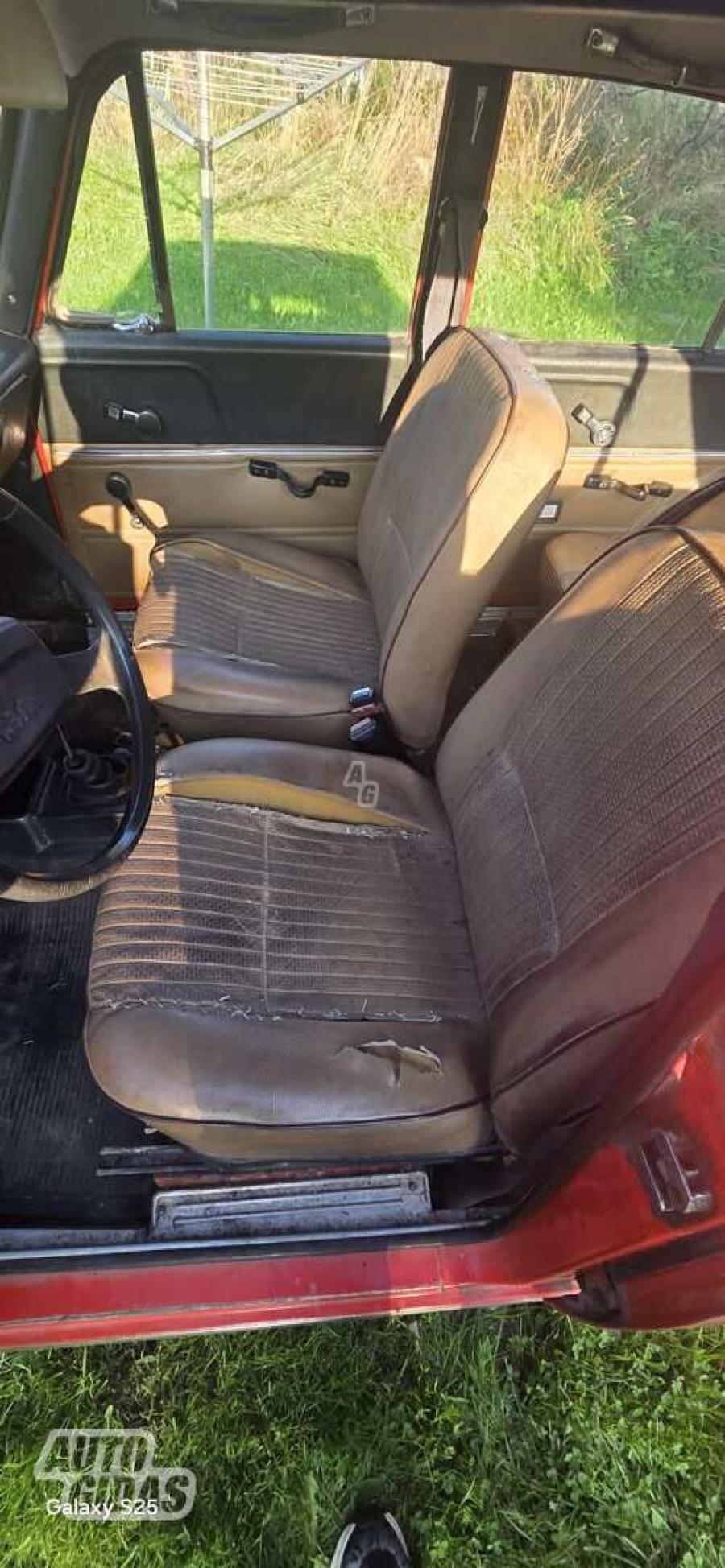 Moskvich / AZLK 2140 1977 in Utena, with an engine capacity of 1.50 L and mileage of 61 thousand km for 700 €, photo 10 on AUTOMOTO.COM.LV