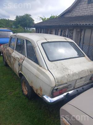 Balts Moskvych / AZLK 2140 1990 Krāslava, ar dzinēja tilpumu 1.50 L un nobraukumu 800 tūkst. km par 300 €, foto 6 vietnē AUTOMOTO.COM.LV