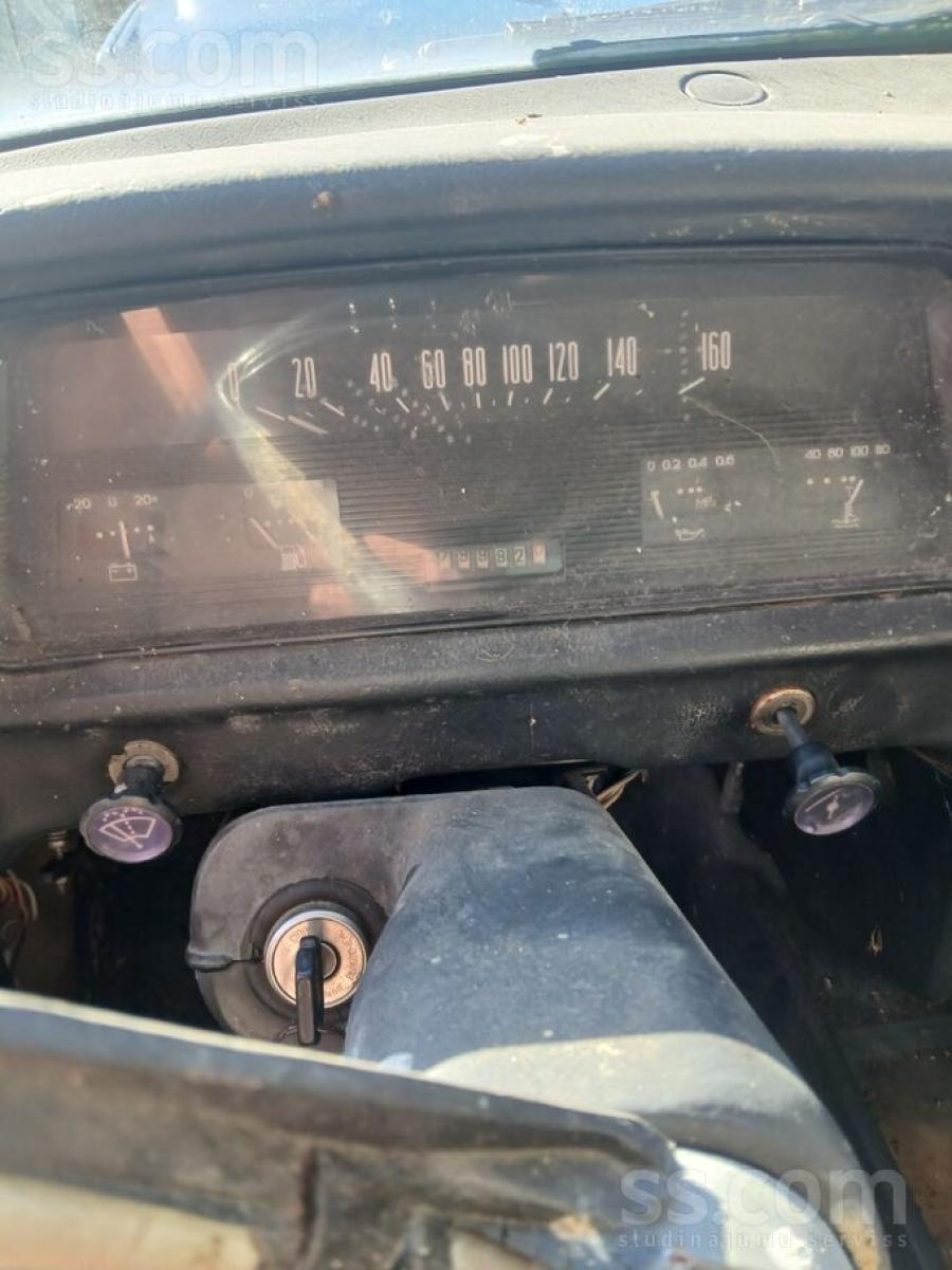 Balts Moskvych / AZLK 2140 1990 Krāslava, ar dzinēja tilpumu 1.50 L un nobraukumu 800 tūkst. km par 300 €, foto 12 vietnē AUTOMOTO.COM.LV