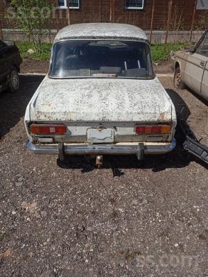 White Moskvich / AZLK 2140 1977 in Madona, with an engine capacity of 1.50 L and mileage of 10 thousand km for 600 €, photo 5 on AUTOMOTO.COM.LV