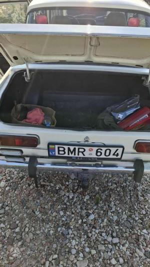 White Moskvich / AZLK 2140 1988 in Marijampole, with an engine capacity of 1.50 L and mileage of 29 thousand km for 1800 €, photo 4 on AUTOMOTO.COM.LV