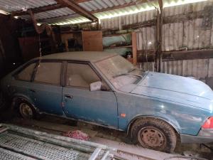 Zils Moskvych / AZLK 2141 1994 Kauņa, ar dzinēja tilpumu 1.70 L un nobraukumu 37 tūkst. km par 700 €, foto  vietnē AUTOMOTO.COM.LV