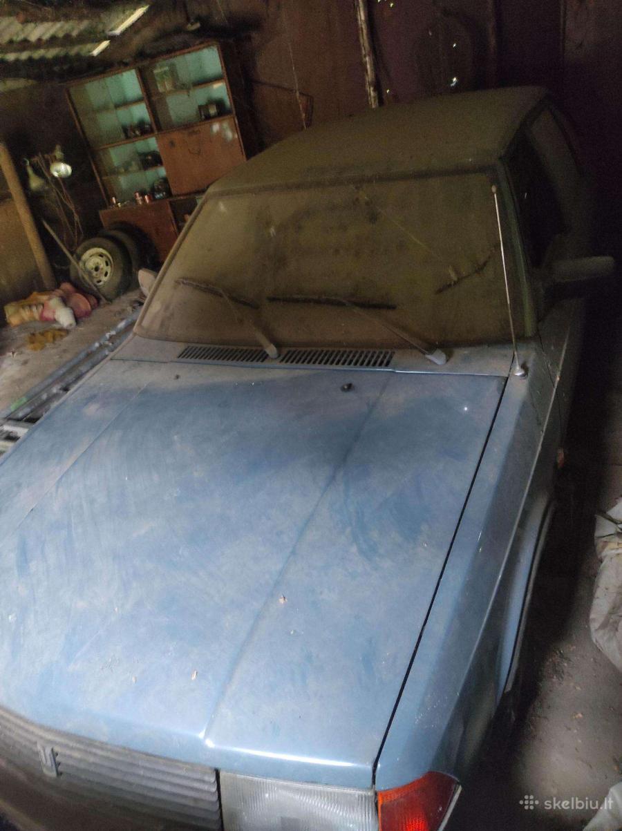 Zils Moskvych / AZLK 2141 1994 Kauņa, ar dzinēja tilpumu 1.70 L un nobraukumu 37 tūkst. km par 700 €, foto 8 vietnē AUTOMOTO.COM.LV