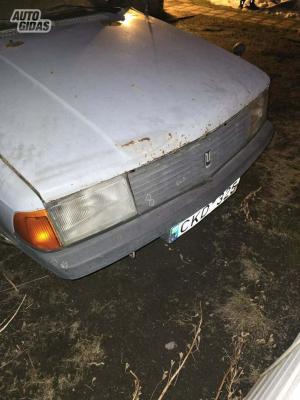 Moskvych / AZLK 2141 1991 Pasvalys, ar dzinēja tilpumu 1.50 L un nobraukumu 500 tūkst. km par 500 €, foto  vietnē AUTOMOTO.COM.LV