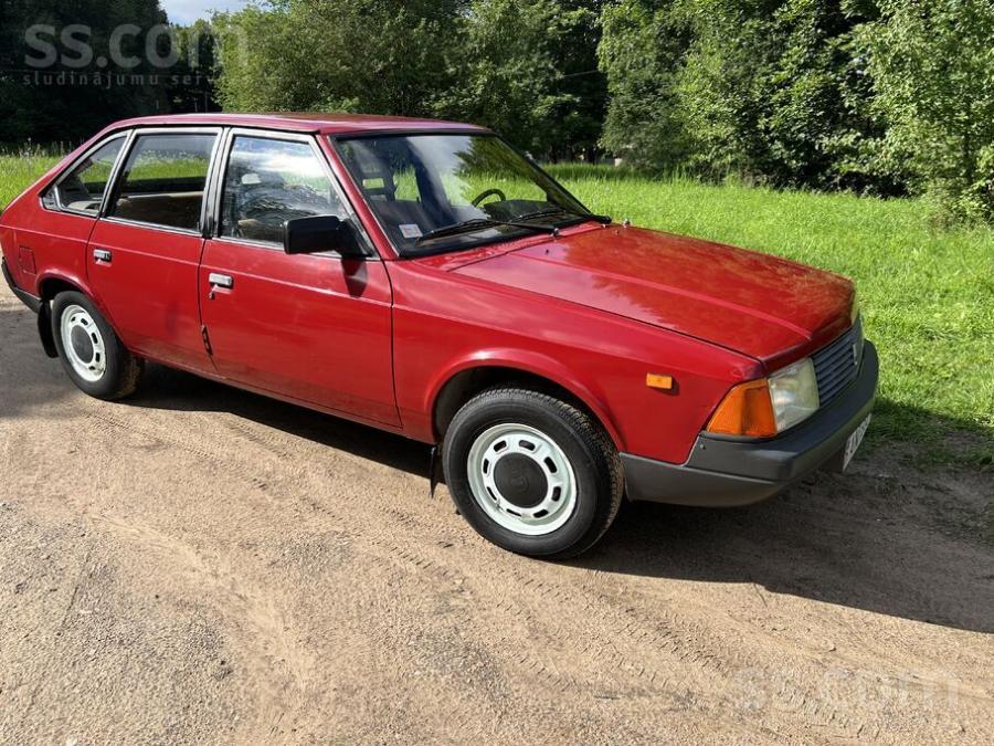 Red Moskvich / AZLK 2141 1990 in Riga, with an engine capacity of 1.50 L and mileage of 34 thousand km for 3000 €, photo 1 on AUTOMOTO.COM.LV