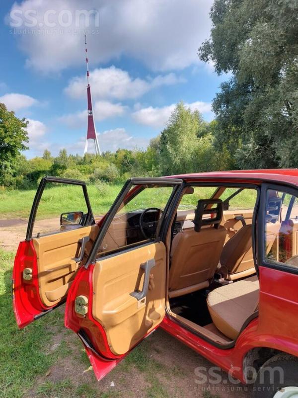 Red Moskvich / AZLK 2141 1990 in Riga, with an engine capacity of 1.50 L and mileage of 34 thousand km for 3000 €, photo 5 on AUTOMOTO.COM.LV