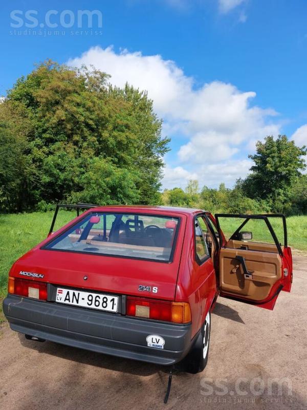 Red Moskvich / AZLK 2141 1990 in Riga, with an engine capacity of 1.50 L and mileage of 34 thousand km for 3000 €, photo 10 on AUTOMOTO.COM.LV