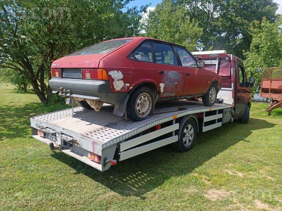 White Moskvich / AZLK 2141 1990 in Riga, with an engine capacity of 1.60 L and mileage of 100 thousand km for 1000 €, photo 7 on AUTOMOTO.COM.LV